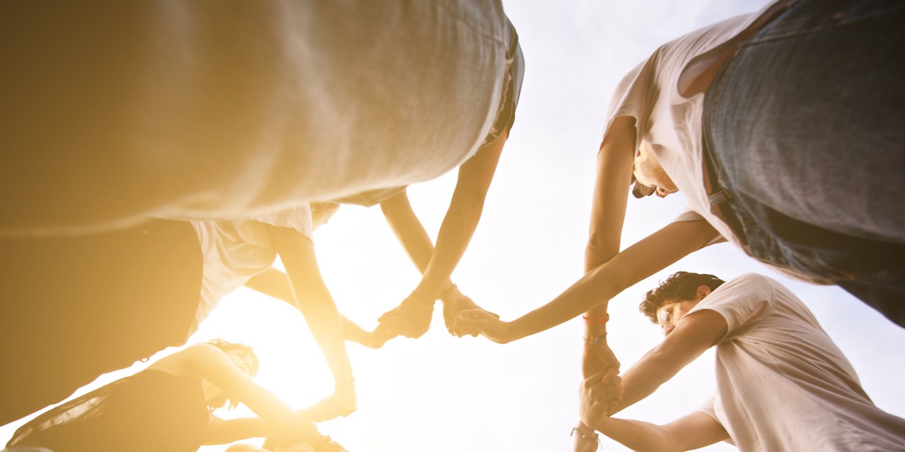 How Helping Others Gave Me Purpose When I Was Depressed