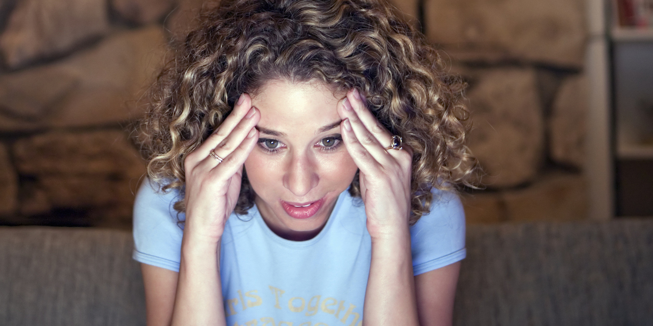 What It's Like to Fall in Love When You're an Overthinker