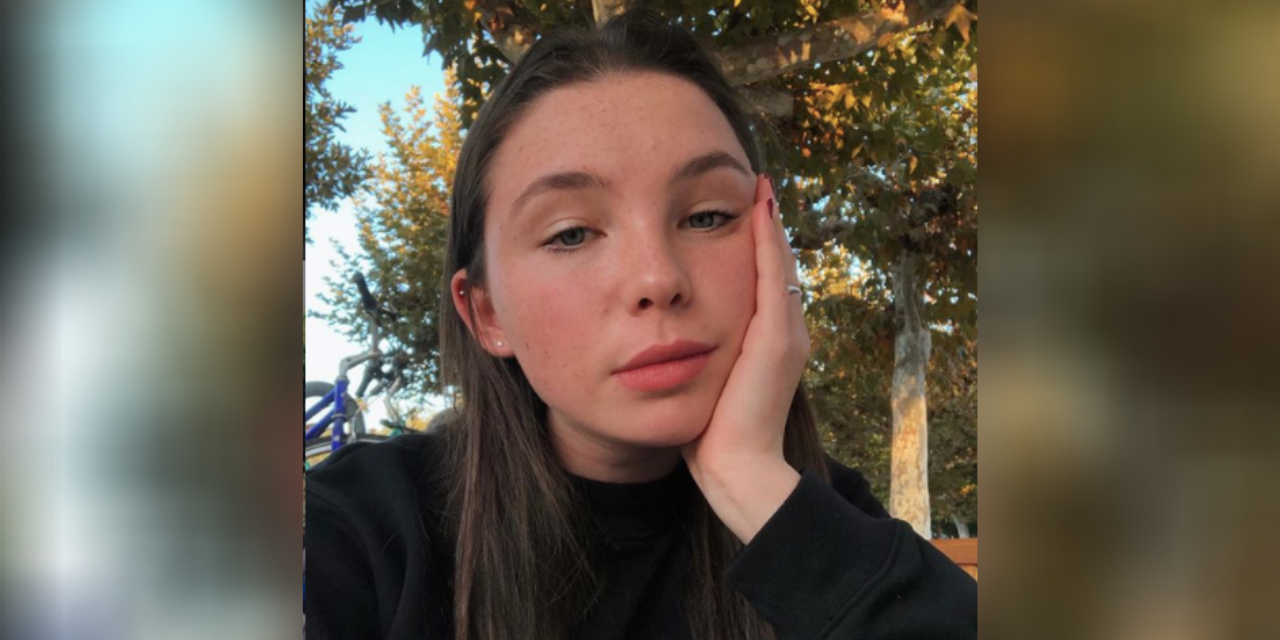 Lily Silver's Instagram, Twitter & Facebook on IDCrawl