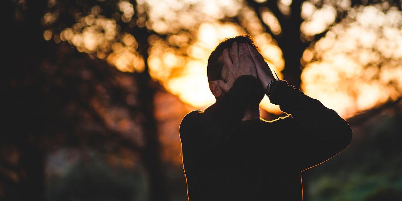 What Does It Mean to Have a 'Persistent Negative Outlook' With PTSD?