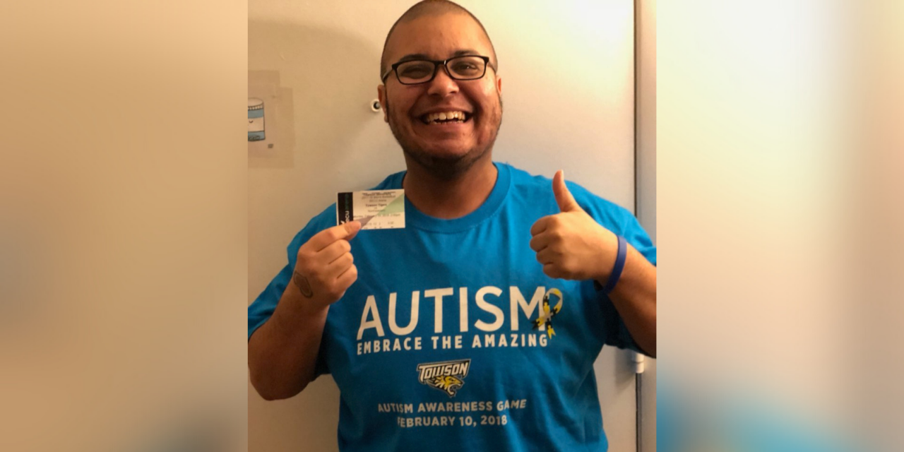 16 Things Autistic Pride Means When I Look in the Mirror