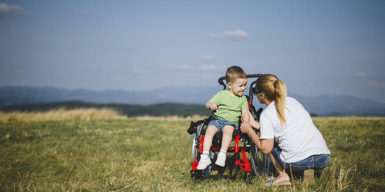When a Stranger in a Hospital Restroom Offered to Help
